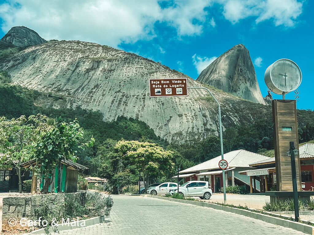 Pedra Azul ES: Guia Completo | Garfo & Mala