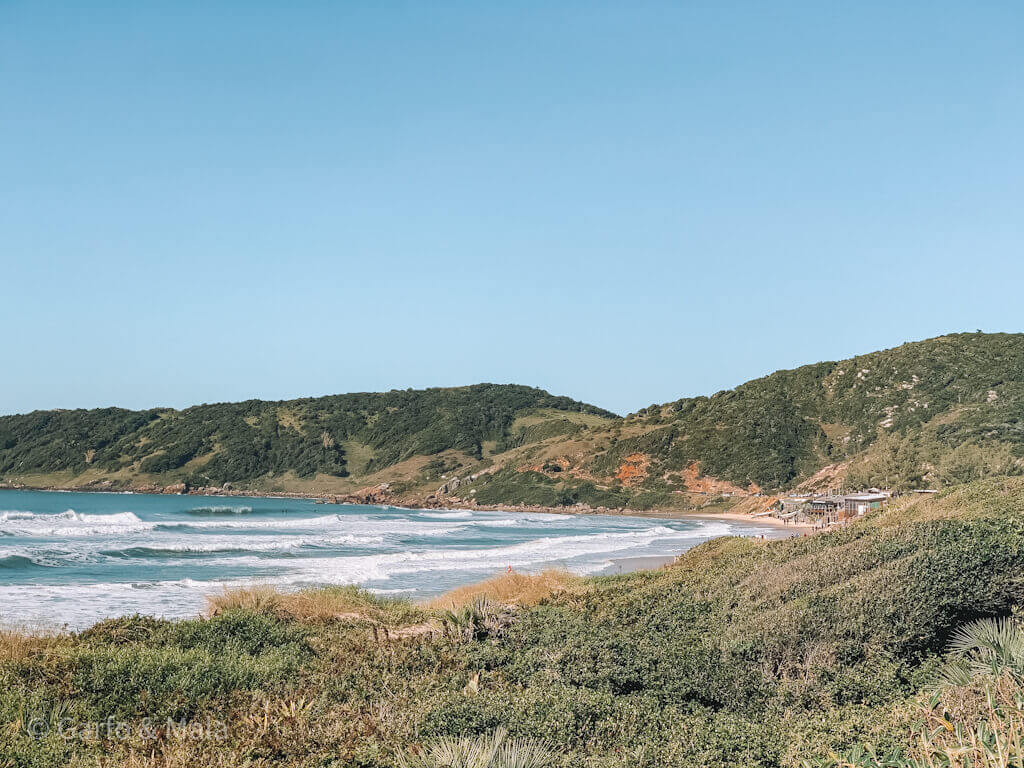 O Que Fazer na Praia do Rosa em Santa Catarina | Garfo & Mala